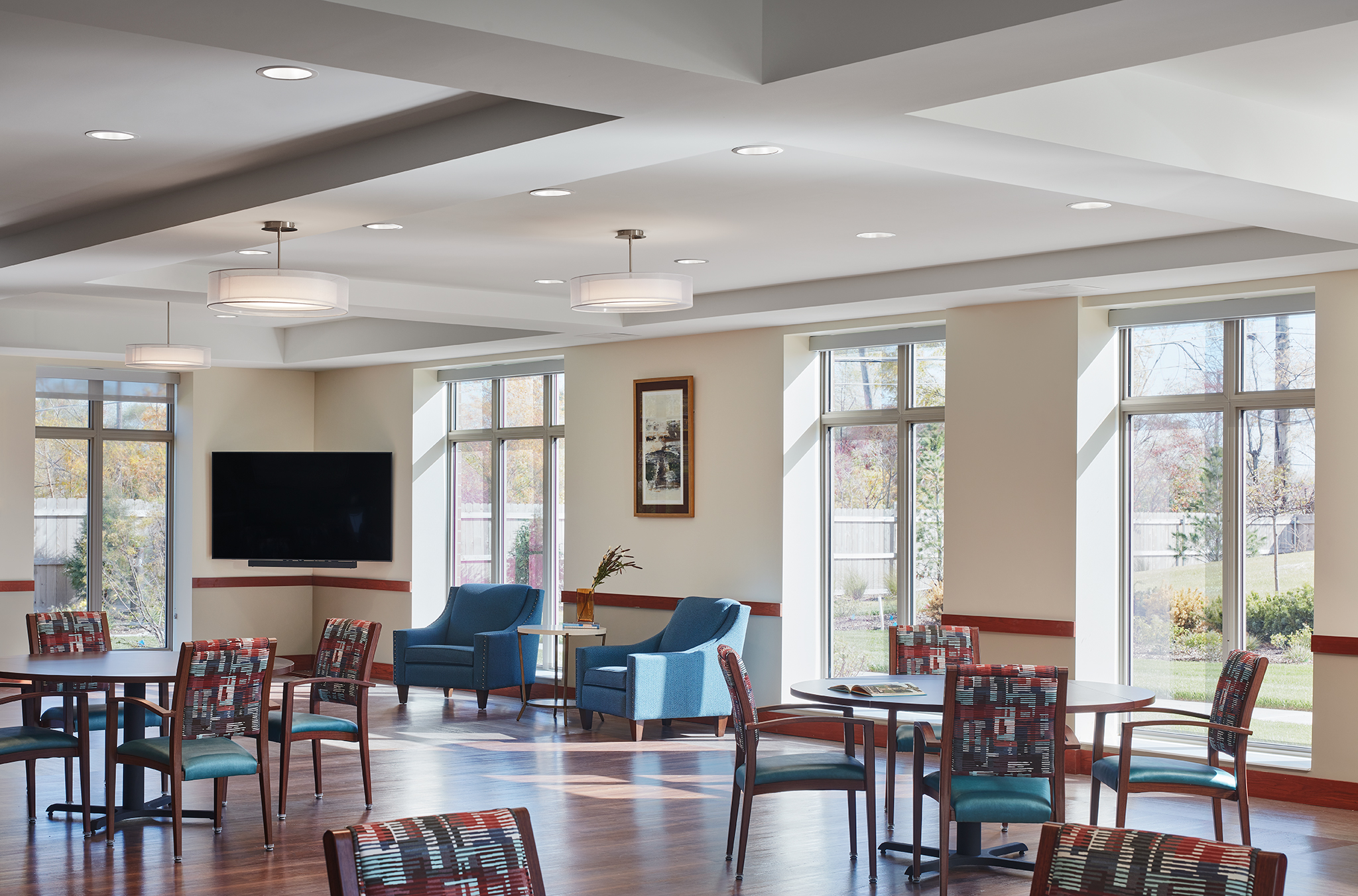 Montclare Senior Residences of Calumet Heights - WJW Architects